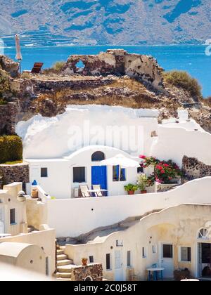 Beautiful Cyclades house with traditional cozy patio with vine of a ...