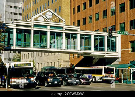 Skyway Bridge, 2nd Street, Rochester, Minnesota, USA Stock Photo - Alamy