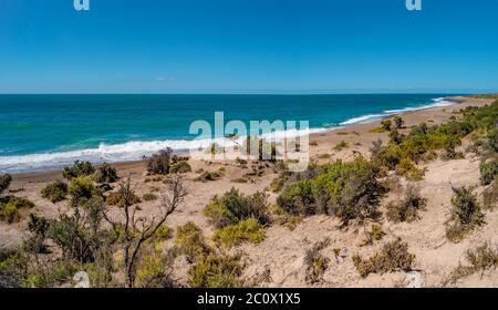 atlantic ocean waves in Patagonia, Argentina Stock Photo - Alamy