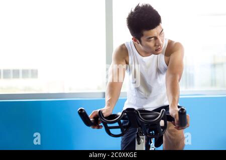 Japanese people working in modern office Stock Photo - Alamy