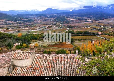 Le Crestet, village view of a charming village, Vaucluse, France Stock ...
