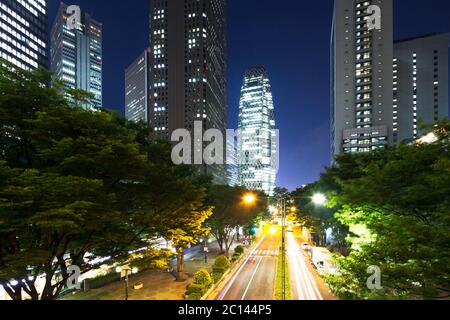road and modern buildings in midtowon of tokyo Stock Photo - Alamy