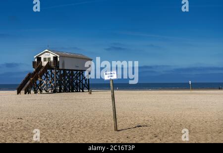 Beach chair border Stock Photo - Alamy