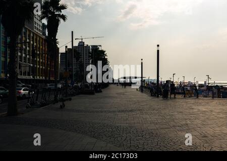 Walking trail, city of Tel Aviv Israel Stock Photo - Alamy