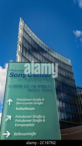 Welcome to Sony Center Stock Photo - Alamy