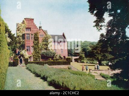 Chartwell House the home of Winston Churchill from the garden Stock ...