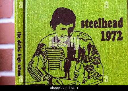 The Dalles High School 1972 'Steelhead' Yearbook Stock Photo - Alamy