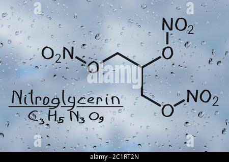 nitroglycerin molecule model Stock Photo - Alamy