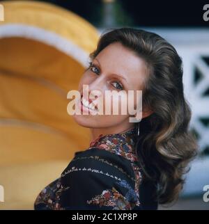 Jolanda Egger, Schweizer Schauspielerin, Schönheitskönigin, Model und ...