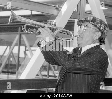 jazz trumpeter Herb Miller brother band leader Glenn Miller arriving at ...