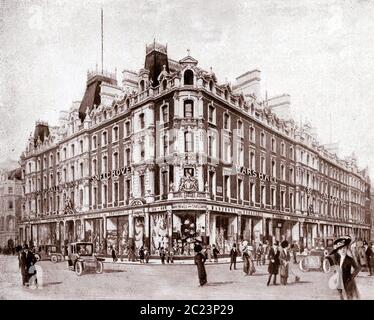 Corner Shop early 1900s Stock Photo - Alamy