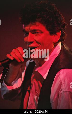 DAN MCCAFFERTY founder and singer in the Scottish hard rock band ...