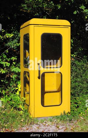 Vintage call-box, yellow telephone booth, retro payphone Stock Photo ...