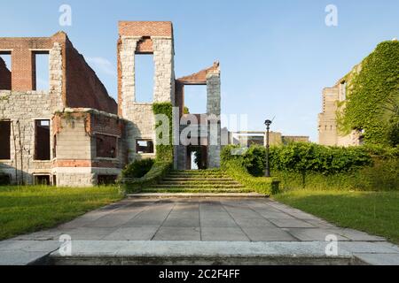 Remains of the Dungeness mansion on Cumberland Island, Georgia Stock ...