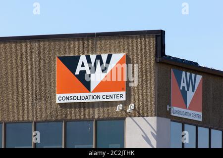 MENOMINEE, WI/USA - JUNE 14, 2020: Andersen Windows warehouse exterior ...