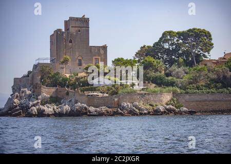 Solanto Caste panorama during the day Stock Photo - Alamy