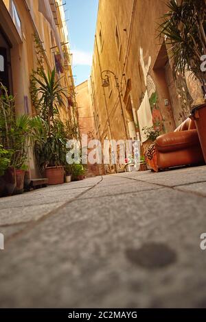A very characteristic small alley in the heart of the city of Cagliari ...