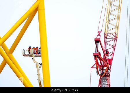 Simon Snorkel cherry picker inspection of newly built wind turbine ...
