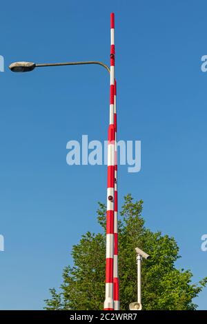 Open Ramp Pole in Vertical Position Upright Stock Photo - Alamy