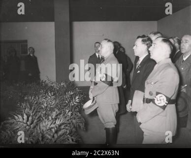Ley visits the exhibition Heinrich Hoffmann Photographs 1933 Adolf ...