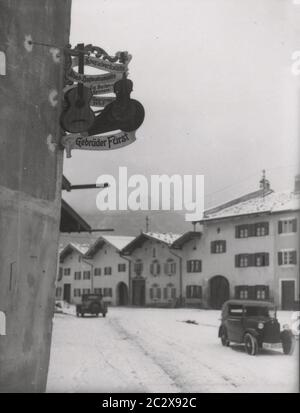Views of Mittenwald - reportage Heinrich Hoffmann Photographs 1933 ...