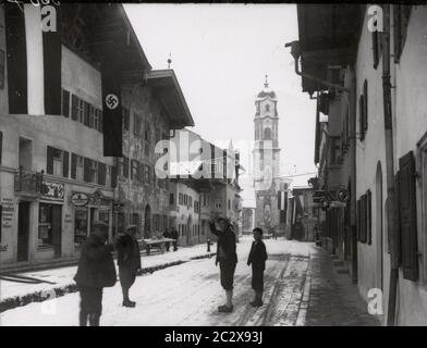 Views of Mittenwald - reportage Heinrich Hoffmann Photographs 1933 ...