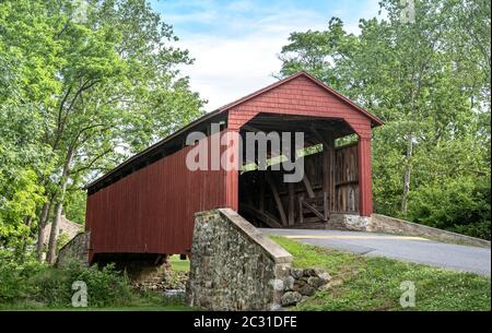 Pool Forge red covered bridge Christmas blue sky and snow wreaths ...