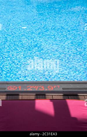Swimming Pool Depth Indicator Stock Photo - Alamy