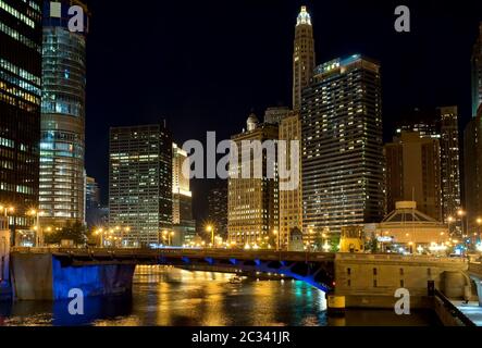 Nightscape of Chicago with illuminated high-rise buildings and ...