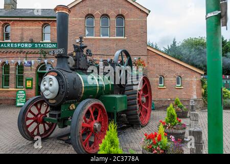Mclaren traction engine called The Favourite, built 1912, renamed ...