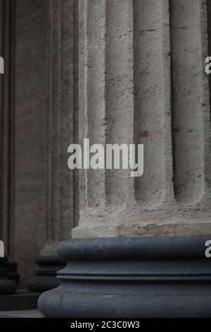 ancient Corinthian column on round base close up Stock Photo - Alamy