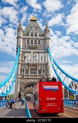 Tourists Visiting Tower Bridge London England Great Britain Stock Photo ...