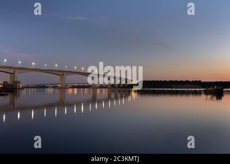 The bridge "Punta Penna" of Taranto at sunrise Stock Photo - Alamy