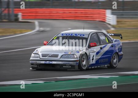 Rickard Rydell, Volvo S40, Super Touring Trophy, Silverstone Classic ...