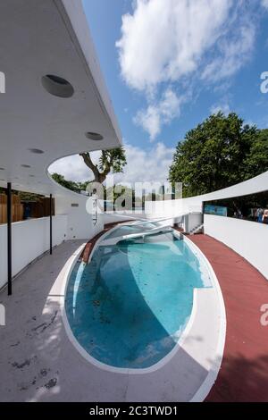 Penguin Pool London Zoo, London, United Kingdom, Berthold Lubetkin ...