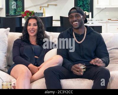 Reggie Bush with his wife Lilit Avagyan and baby daughter Briseis leave ...