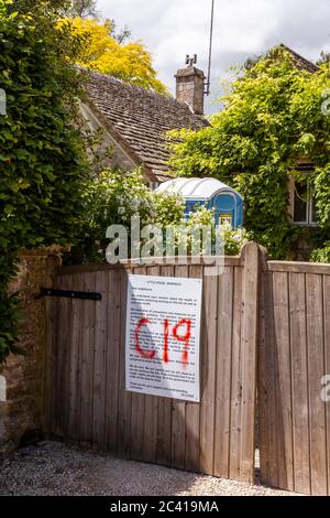Builder working on rural property Stock Photo - Alamy