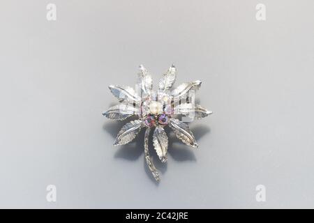 Rhinestones cluster flower brooch pin vintage jewelry Stock Photo - Alamy