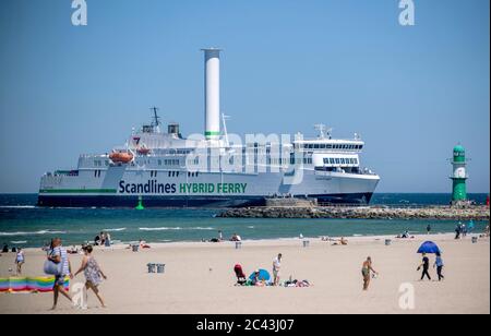 Scandlines hybrid ferry COPENHAGEN with installed Norsepower Rotor Sail ...