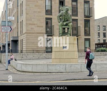 Charles Rennie Mackintosh statue in housing development in Anderston ...