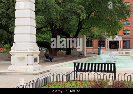 The Sixth Floor Museum at Dealey Plaza (President John F. Kennedy ...