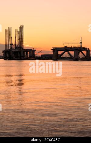 Oil rigs, Galveston, Texas Stock Photo - Alamy