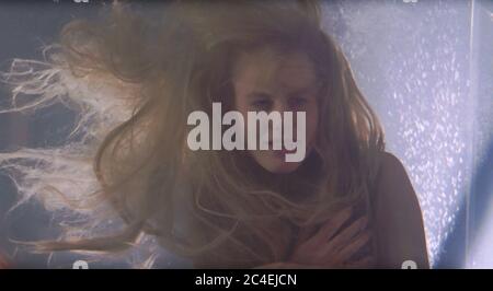 DARYL HANNAH, SPLASH, 1984 Stock Photo - Alamy