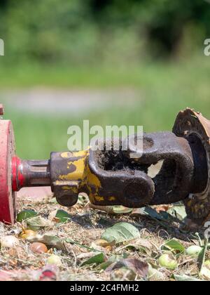 Close up of a PTO shaft with a missing PTO guard on a mower Stock Photo ...