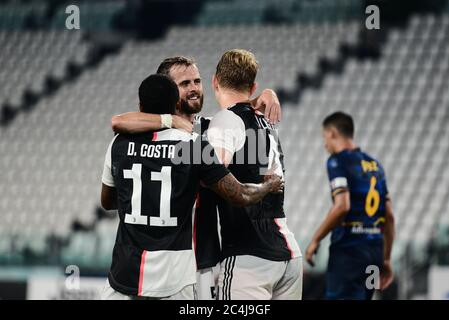 Miralem Pjanic and Douglas Costa of Juventus celebrates during the The ...