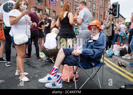 Sandy Row 12th July celebrations Stock Photo - Alamy