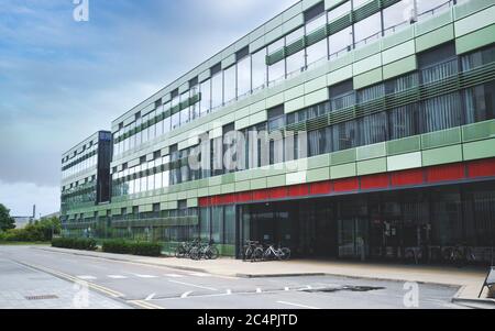 Jenner Institute Laboratories, Old Road Campus Research Building ...