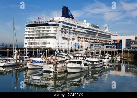 Pier 66 Bell Street Pier Cruise Terminal, Seattle, Washington, USA ...