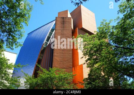 Peter B Lewis Science Library designed by Frank Gehry Princeton ...