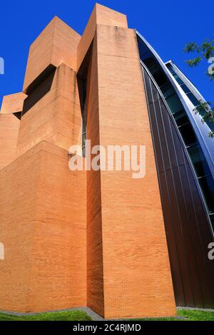 Peter B Lewis Science Library designed by Frank Gehry Princeton ...